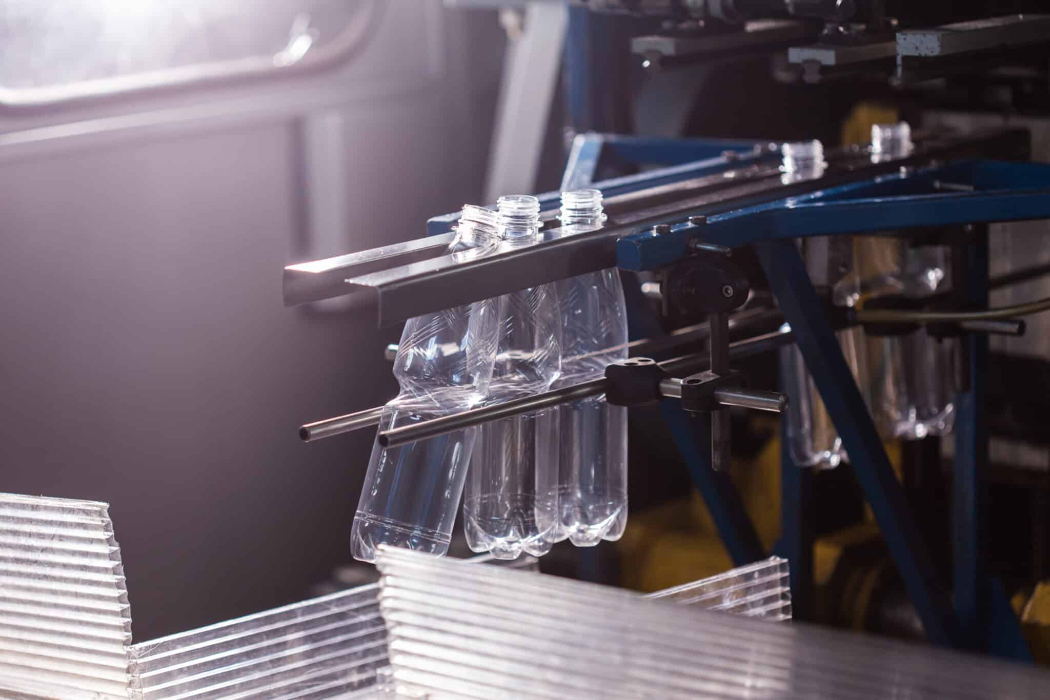 Top 10 Most Profitable Industries in Canada in 2024 | Complete List